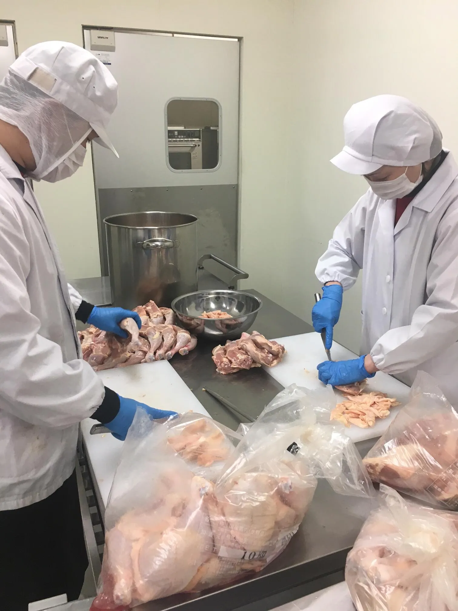 Sanukitori Honpo(サヌキドリホンポ) - Stocking, wholesaling goods